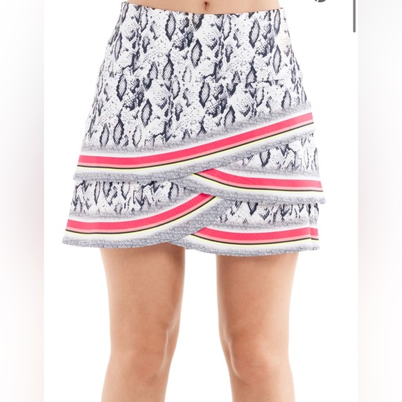 Lucky in Love | Skirts | Lucky In Love Mini Golf Skort Nwt Viper ...